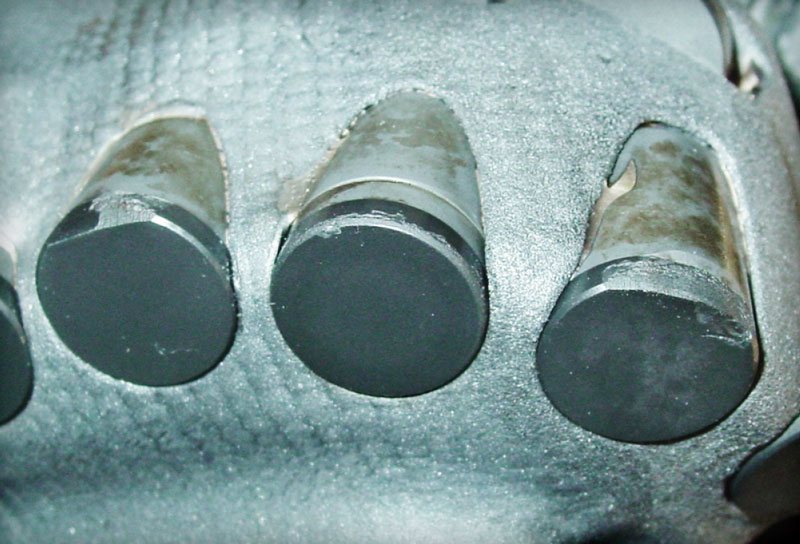 Rolling PDC cutter enhances drill bit life in Granite Wash runs ...