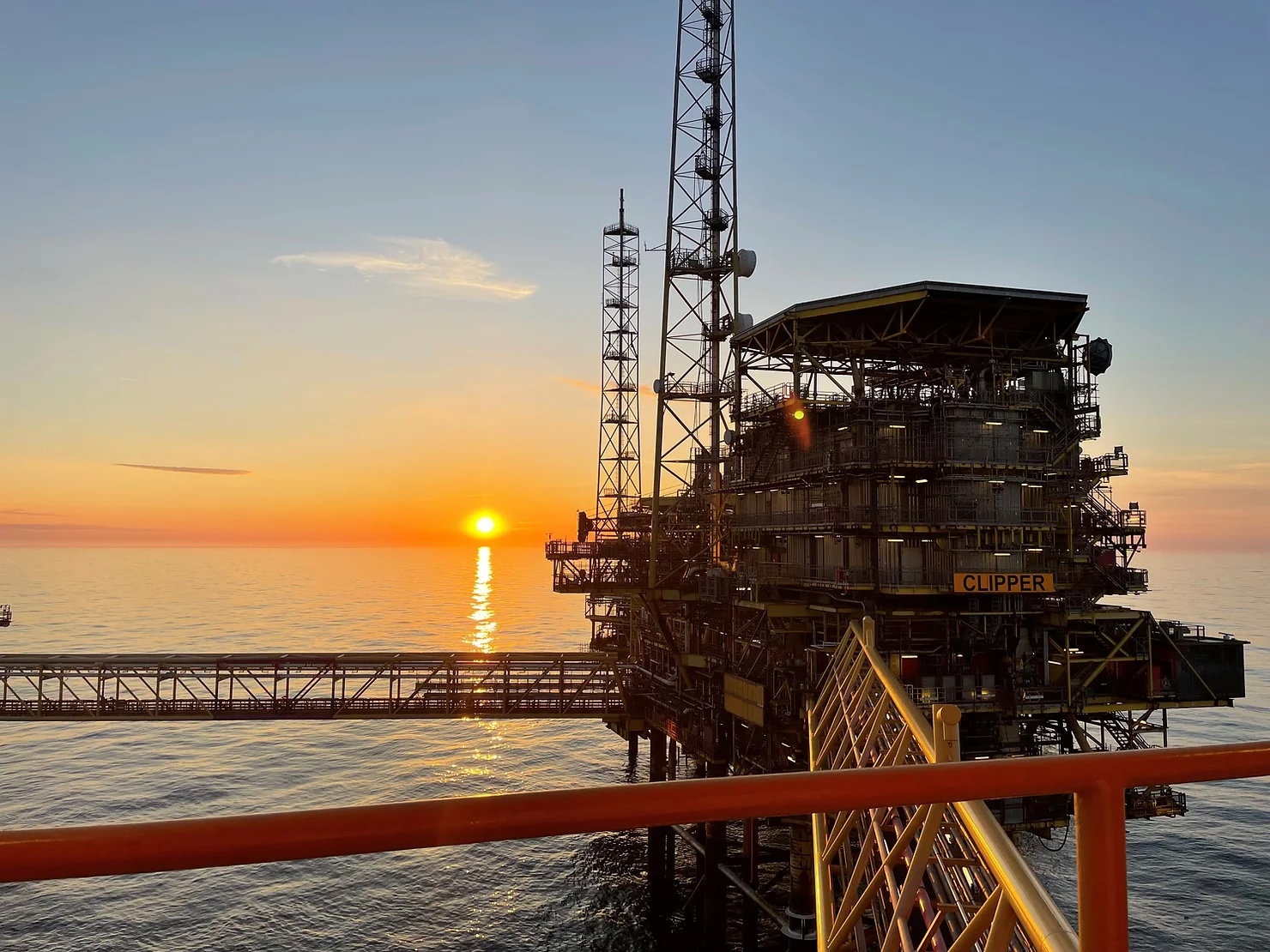 Viaro Energy takes over Shell & ExxonMobil’s UK Southern North Sea ...