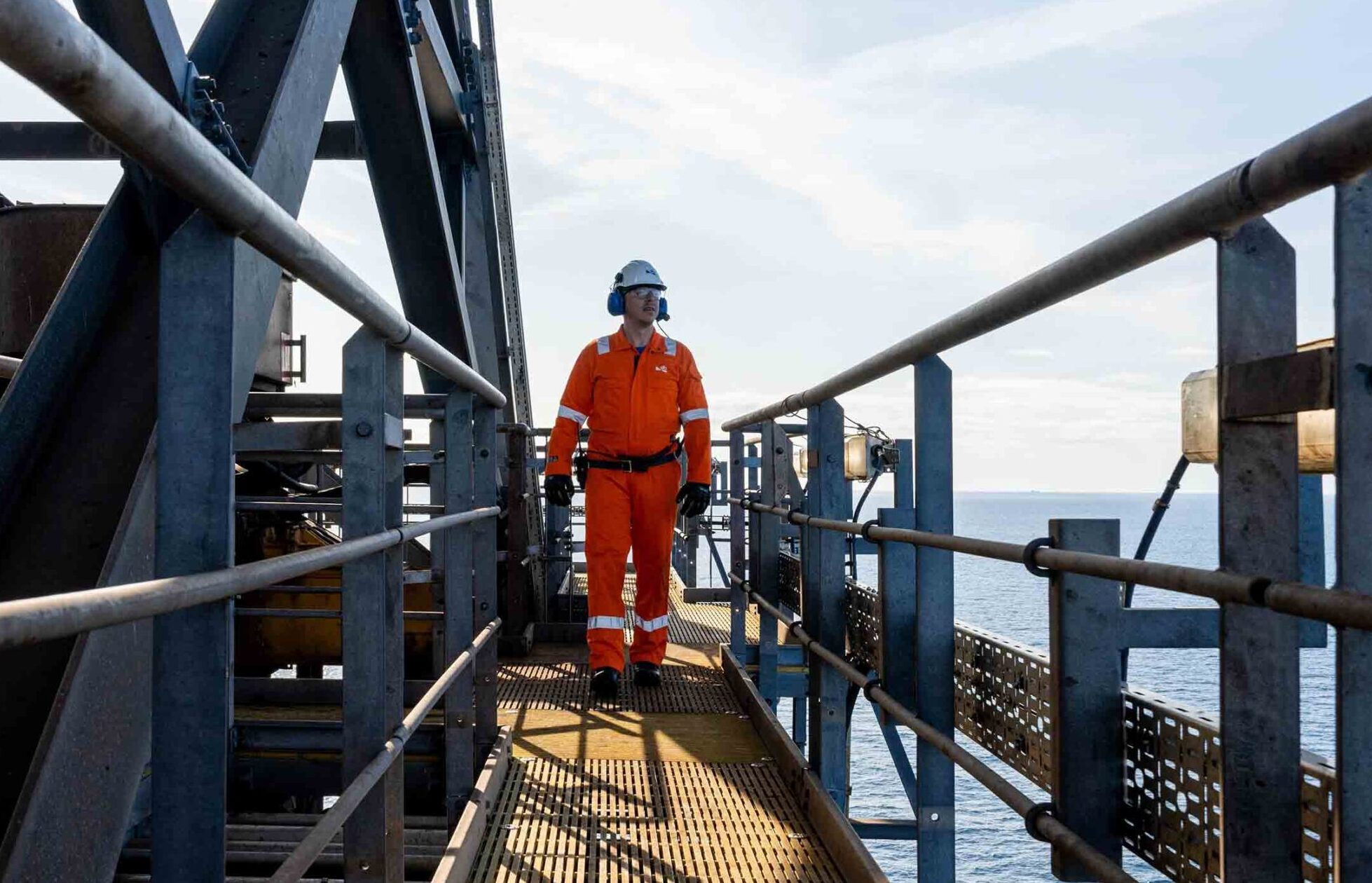 Woodside awards SLB drilling contract for ultra deepwater Trion ...