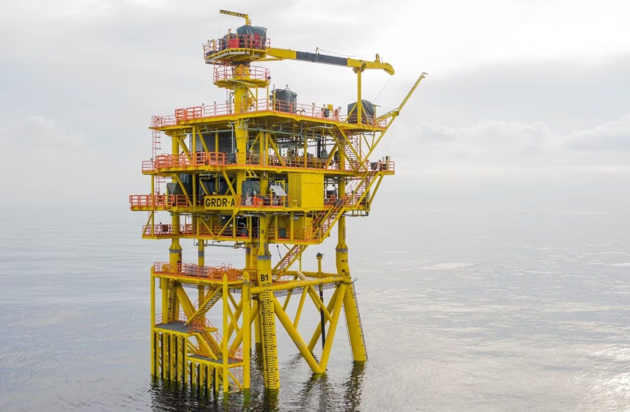 Shell delivers first oil from GKGJE Phase 4 development offshore ...